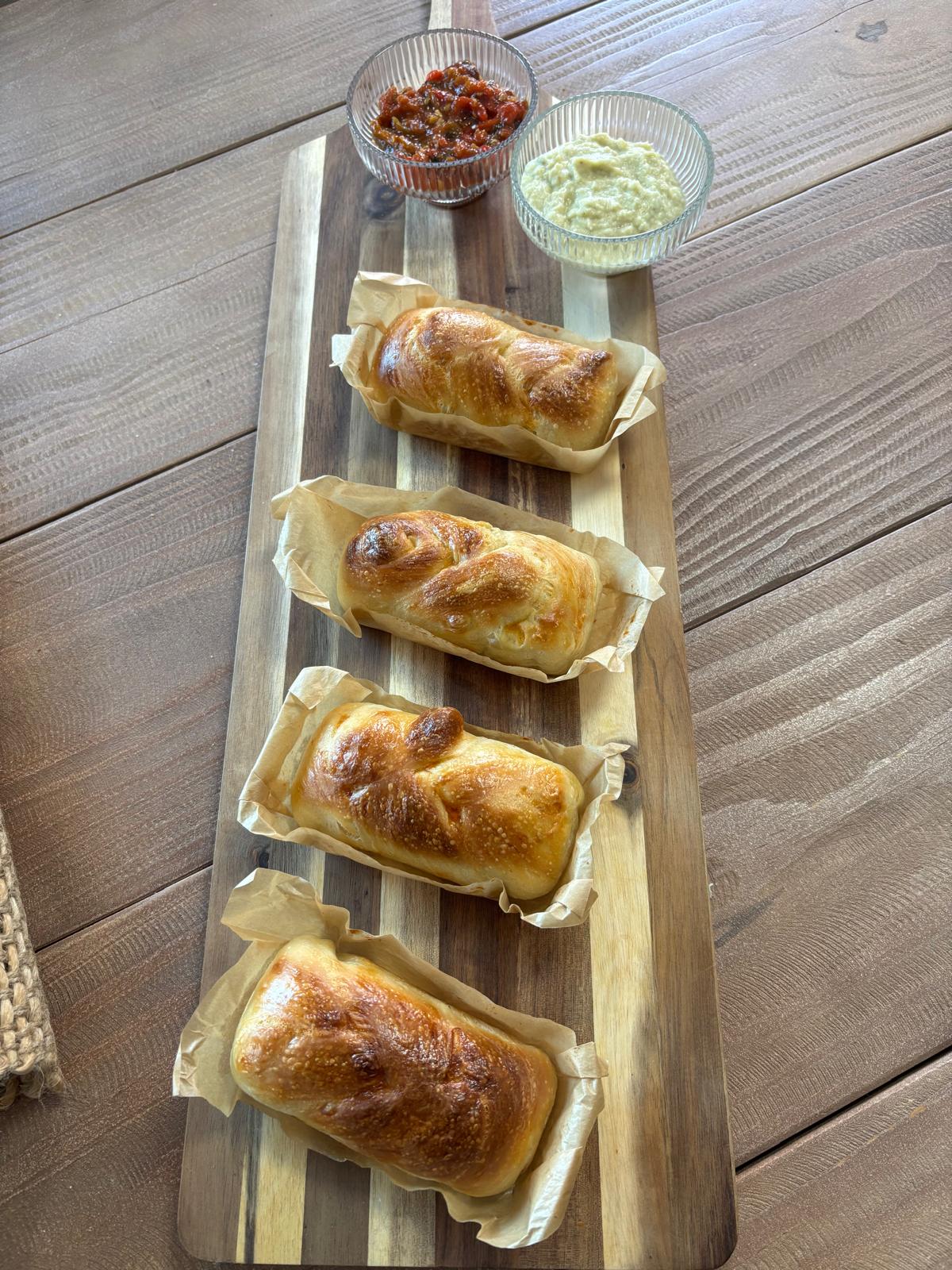 Individual Mini Challah Bread 2PCS – Ela's Deli